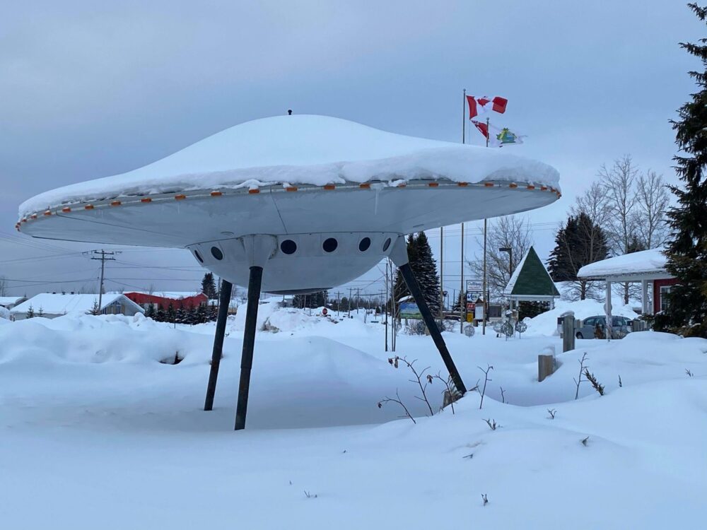 Les industries et le tourisme de Moonbeam en avant-plan - Canada Info