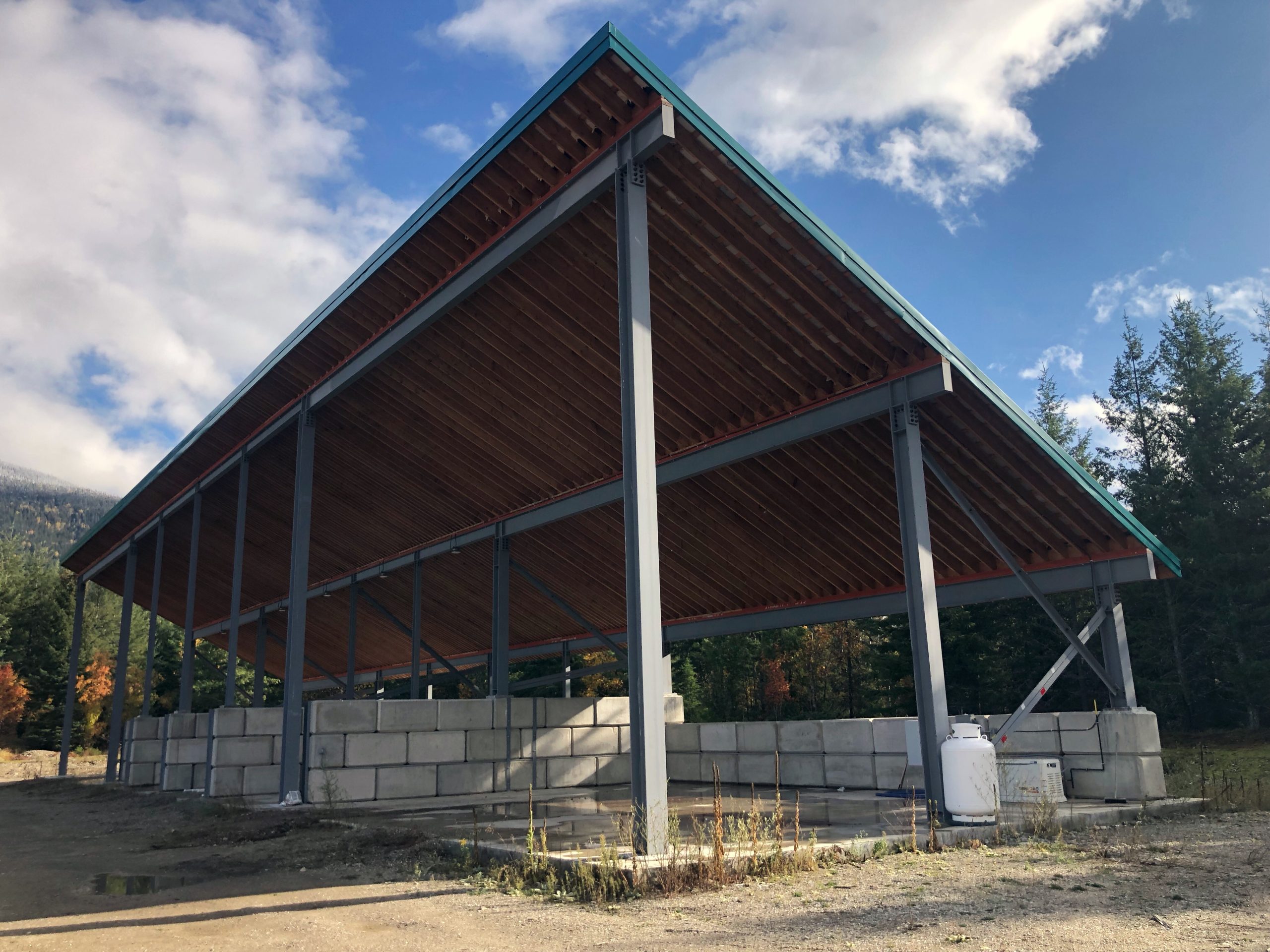 Revelstoke's 1st commercial compost facility opens for business ...