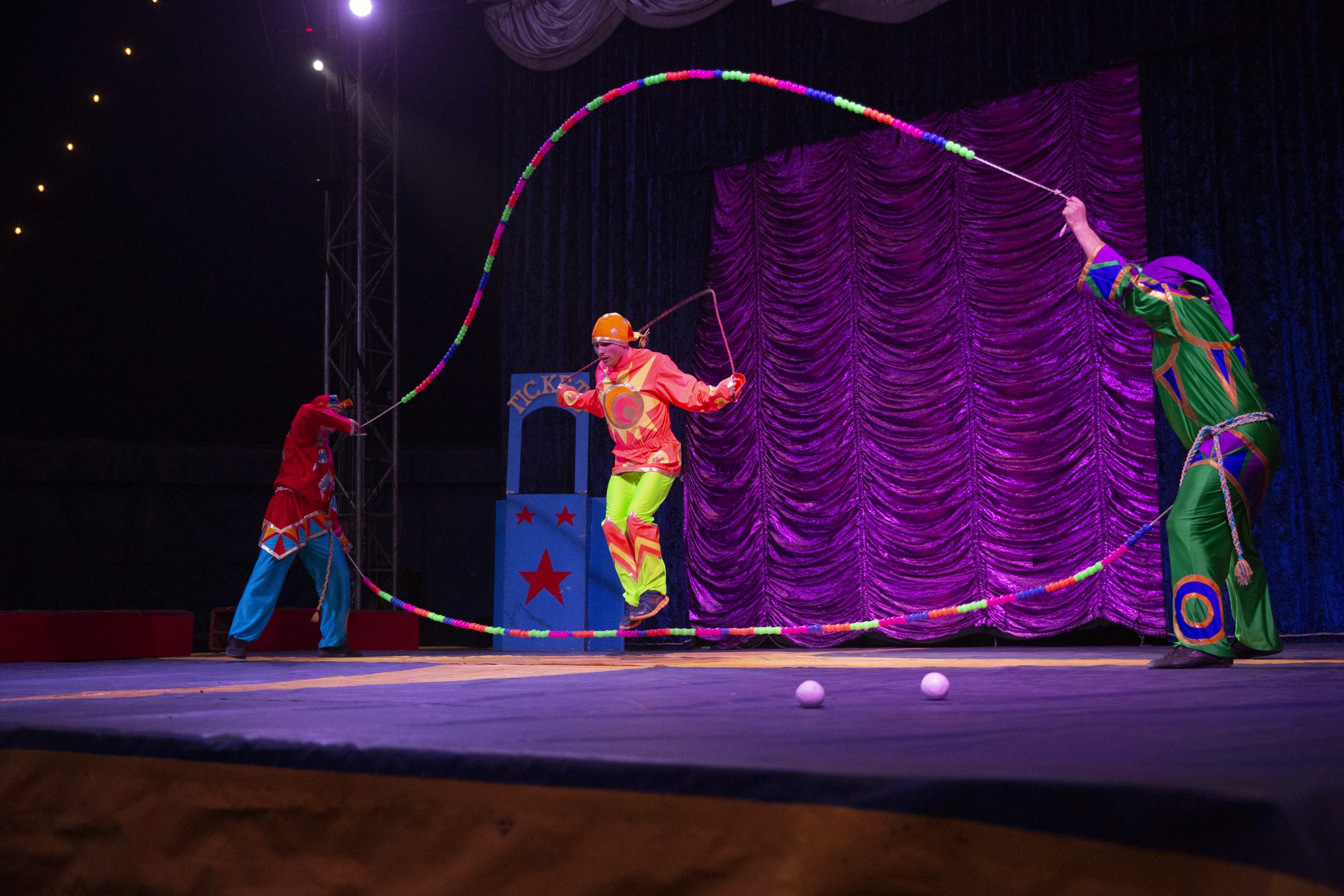 Llega a Toronto primer circo de habla hispana - Canada Info