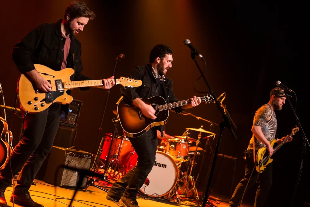 L'artiste Raphael Butler effectue une tournée scolaire en Nouvelle ...