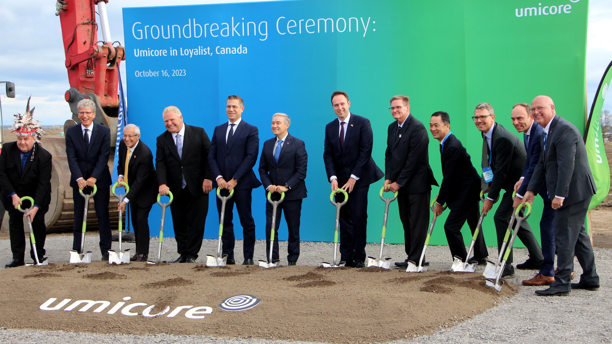 Ground-breaking ceremony marks beginning of battery plant construction ...