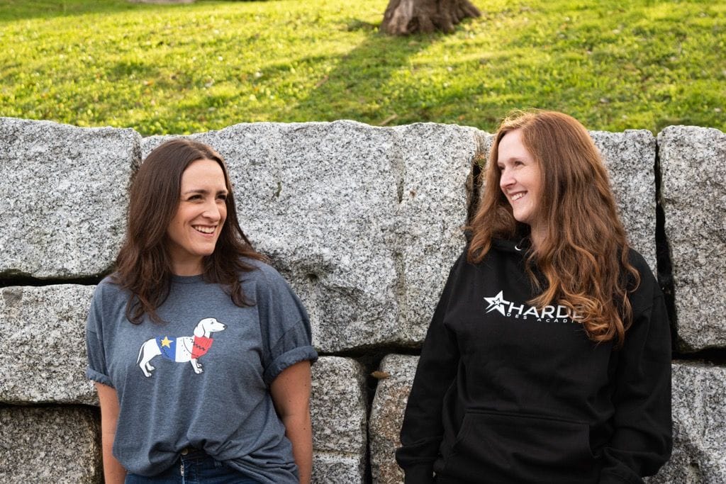 Une marque de vêtement qui célèbre la culture acadienne - Canada Info