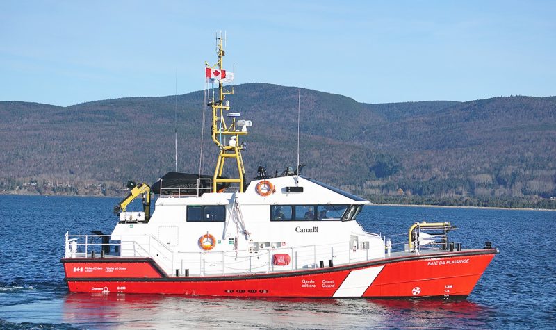 Coast Guard closes search and rescue bases for the season - Canada Info